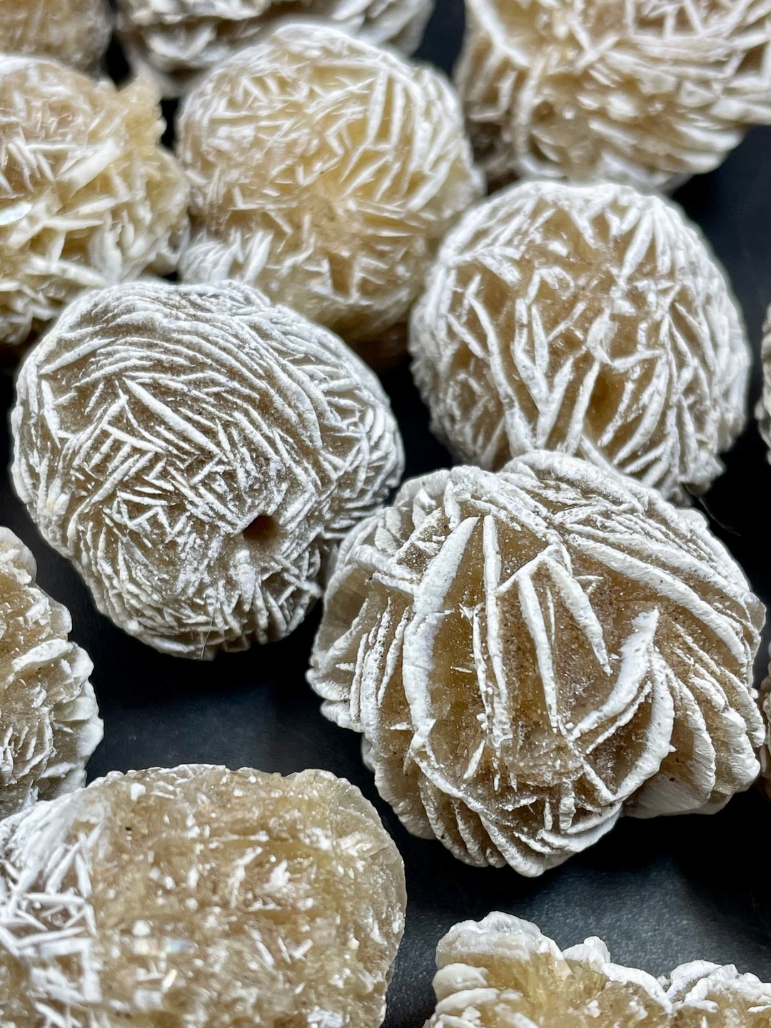 Natural Selenite Desert Rose, Gypsum Crystal. Free Form 25mm Round ...