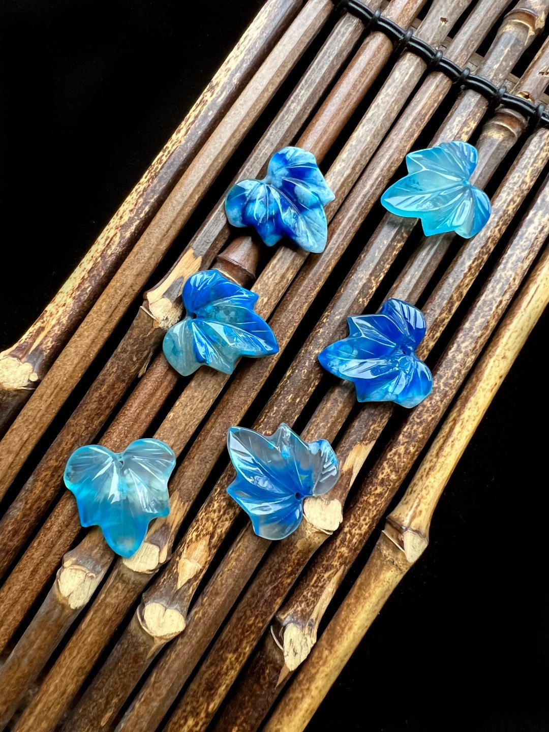 Natural Blue Blossom Agate Hand Carved Maple Leaf Pedant 24mm Handmade ...