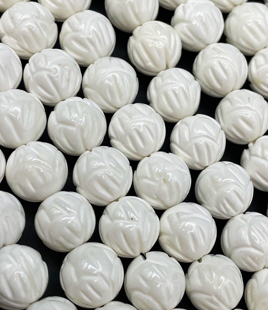 AAA Natural Hand Carved Shell Bead . 8mm 10mm 12mm Round Bead. Gorgeous ...