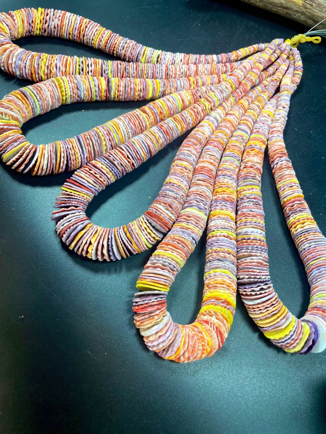 AAA Natural Spinel Oysters Shell 8mm to 20mm Graduated Necklaces Bead ...