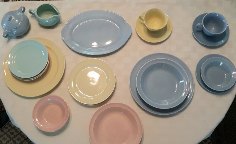 Vintage Lu Ray Pastel Set - Etsy