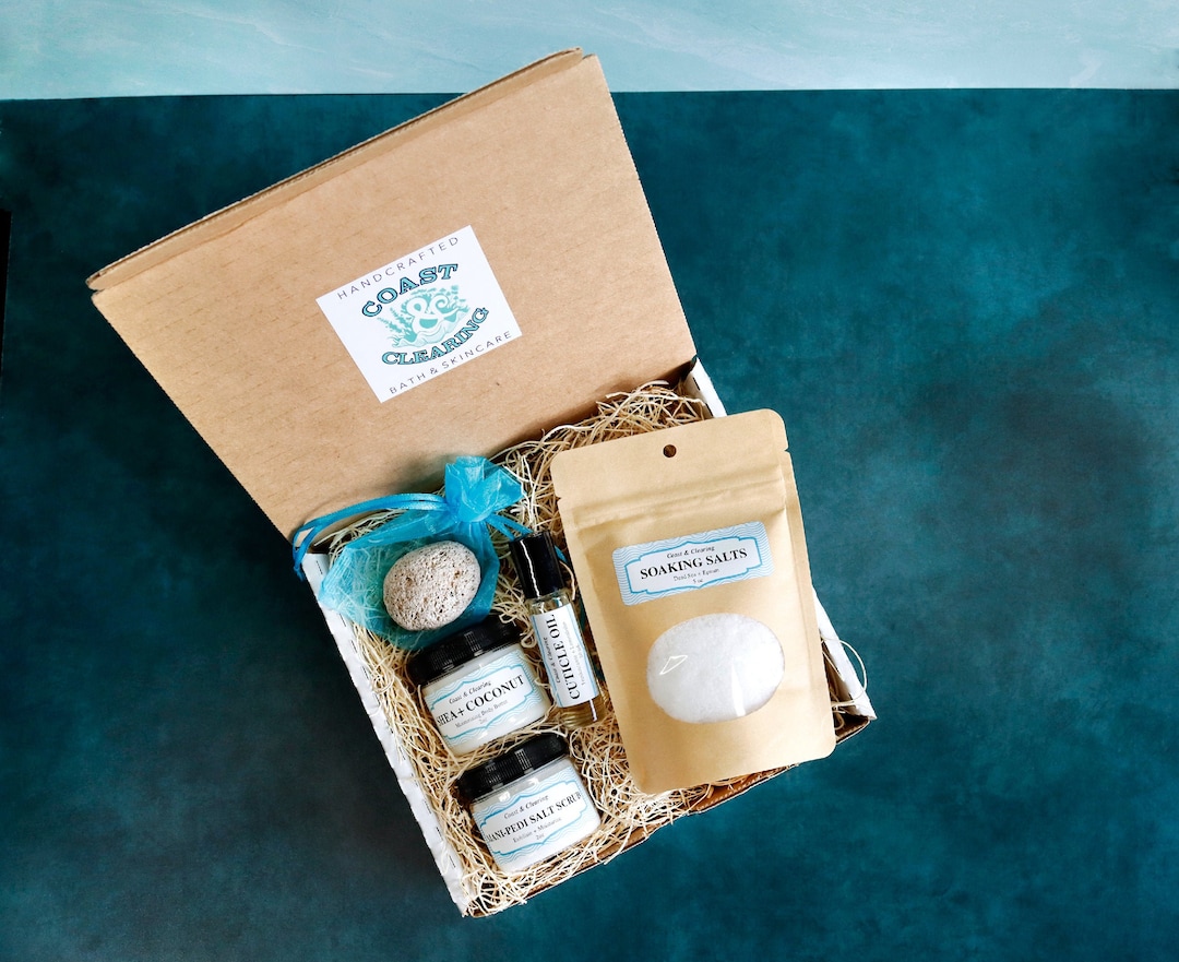 Mani-pedi Spa Box: Soaking Salts, Scrub, Body Butter, Cuticle Oil ...