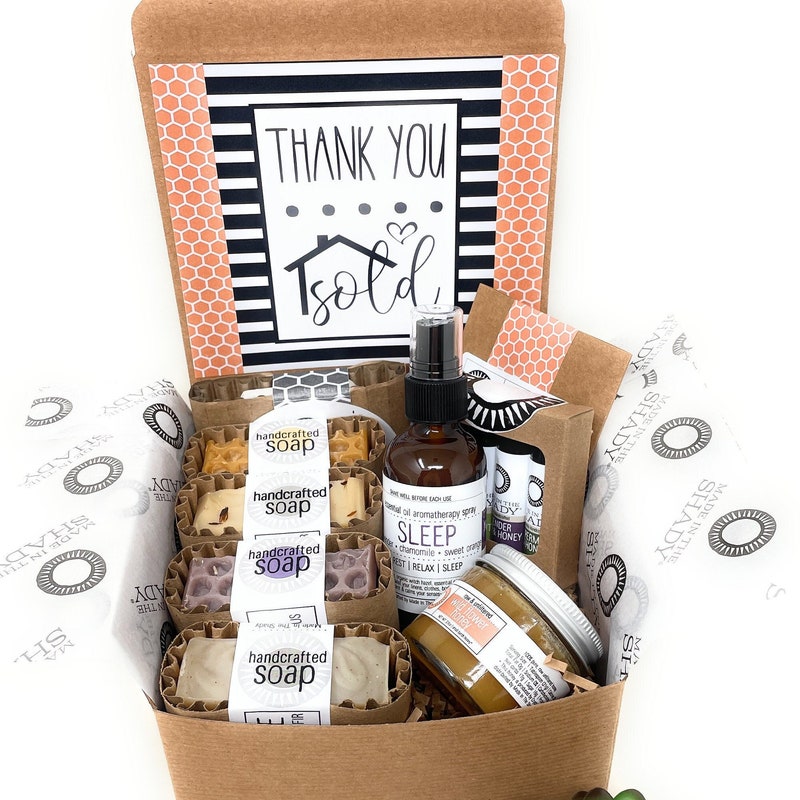 Closing Gift - 60+ Gift Ideas for 2024