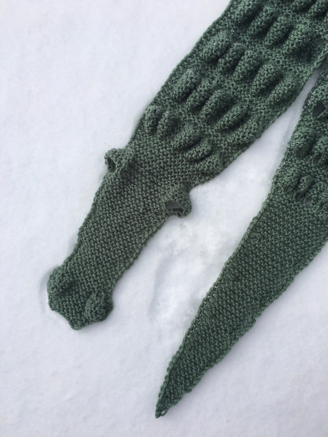 Hand Knitted Crocodile/alligator Scarf - Etsy