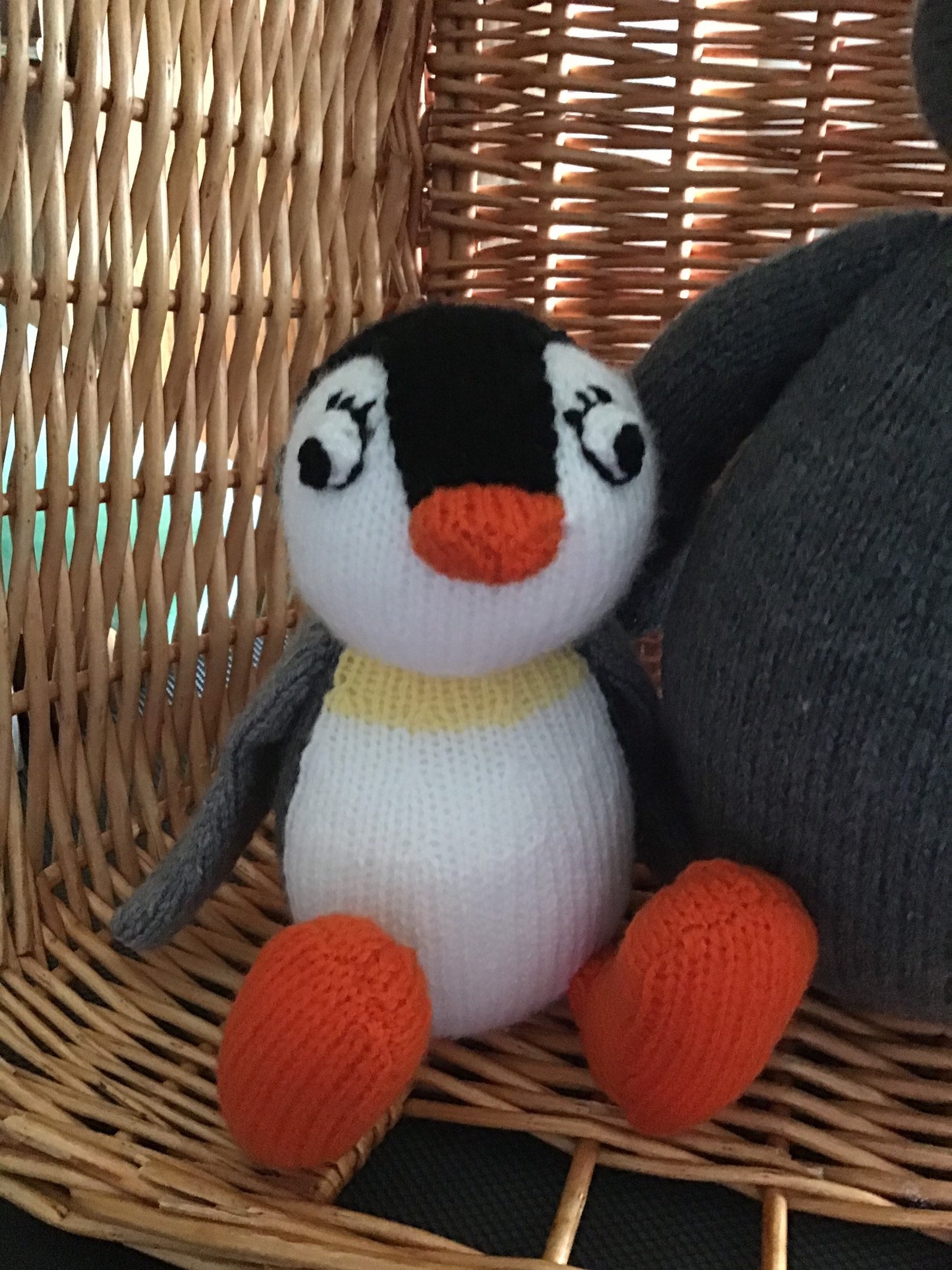 Pinga - Pingu's Little Sister and Robby the Seal - Pingu's Best Friend ...