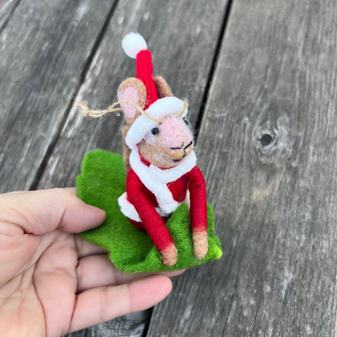 Santa Mouse on a Leaf Hanging Ornament, Christmas Gift, Needle Felt ...