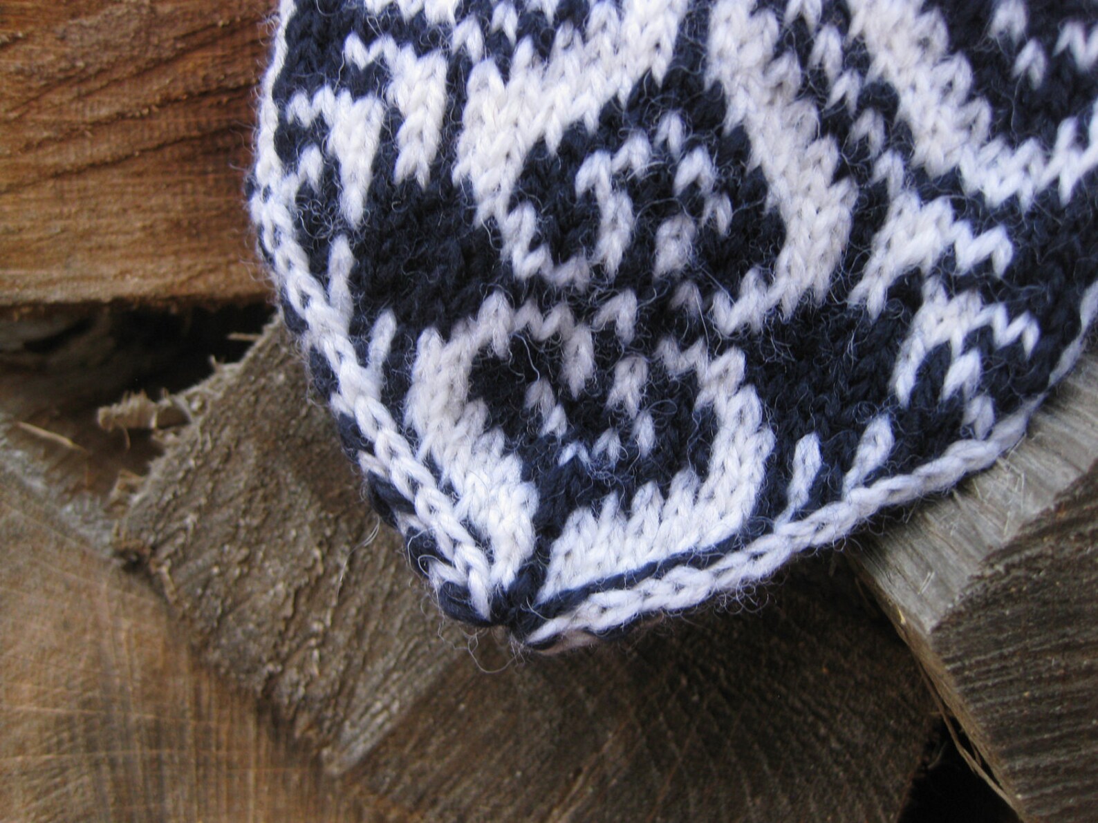 Handknit Scandinavian Mittens Selbu Norway Rose Knit in | Etsy