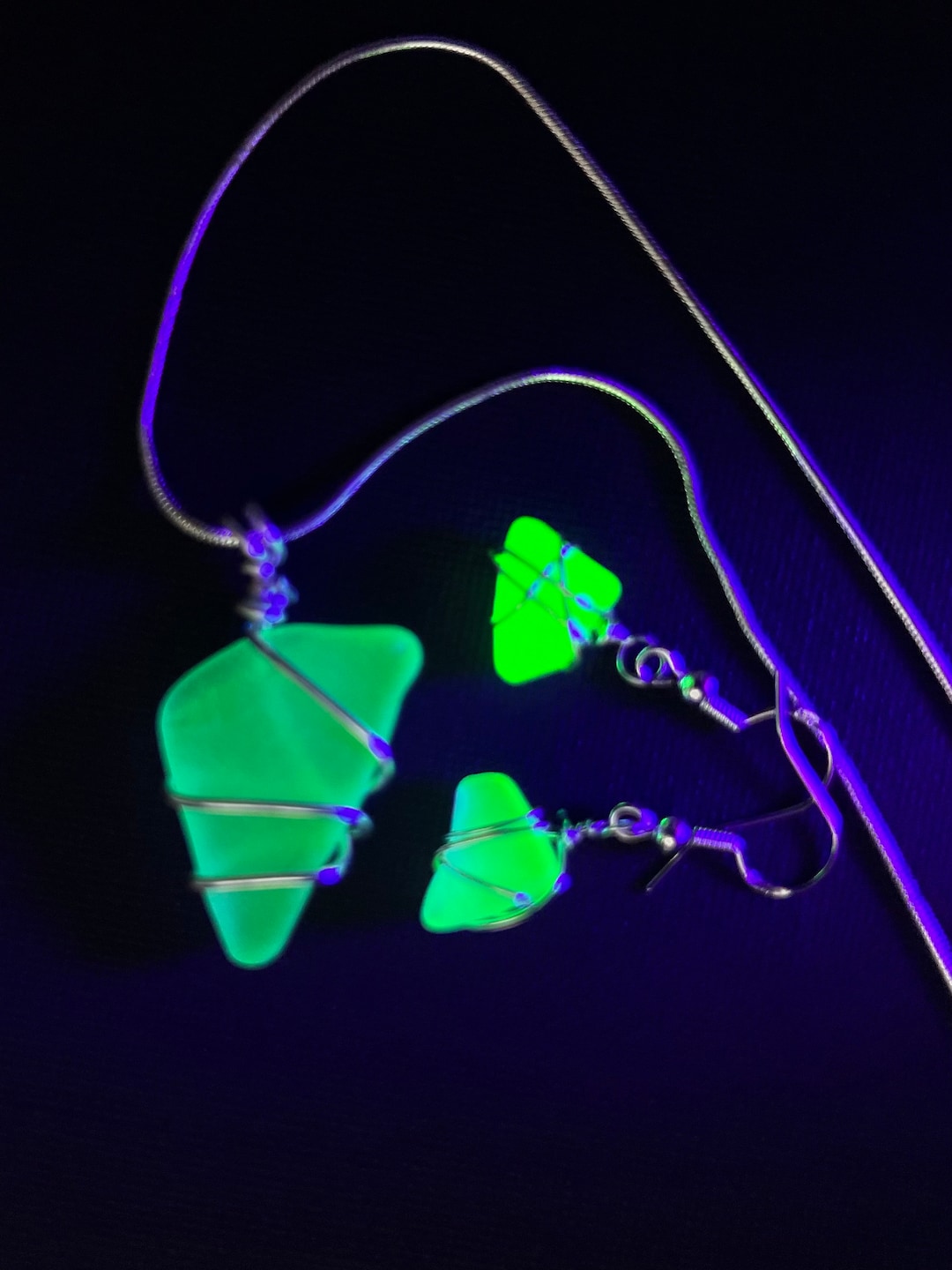 Rare Uranium Sea Glass Silver Necklace & Matching Earrings UV Glowing ...