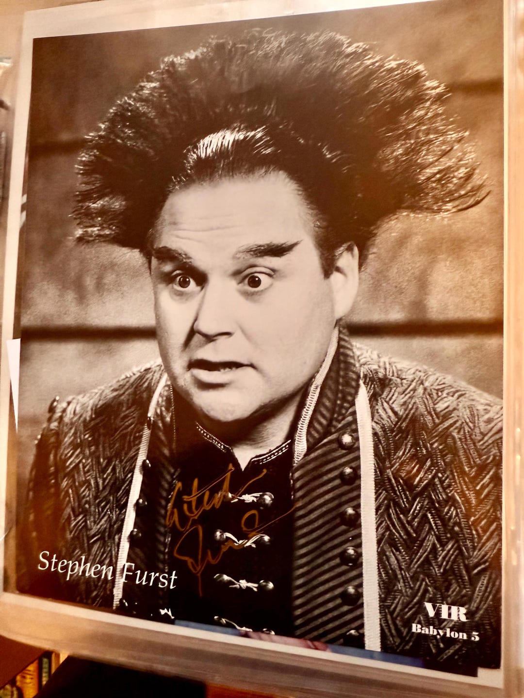 Babylon 5 Sci-fi TV Show Stephen Furst Autographed 8 X 10 Photo With ...
