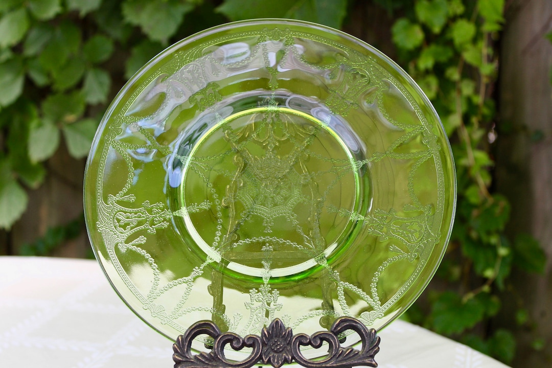 1930's Set of 6 Depression Glass Plates ~ Cameo Pattern ~ Green ~ Made ...