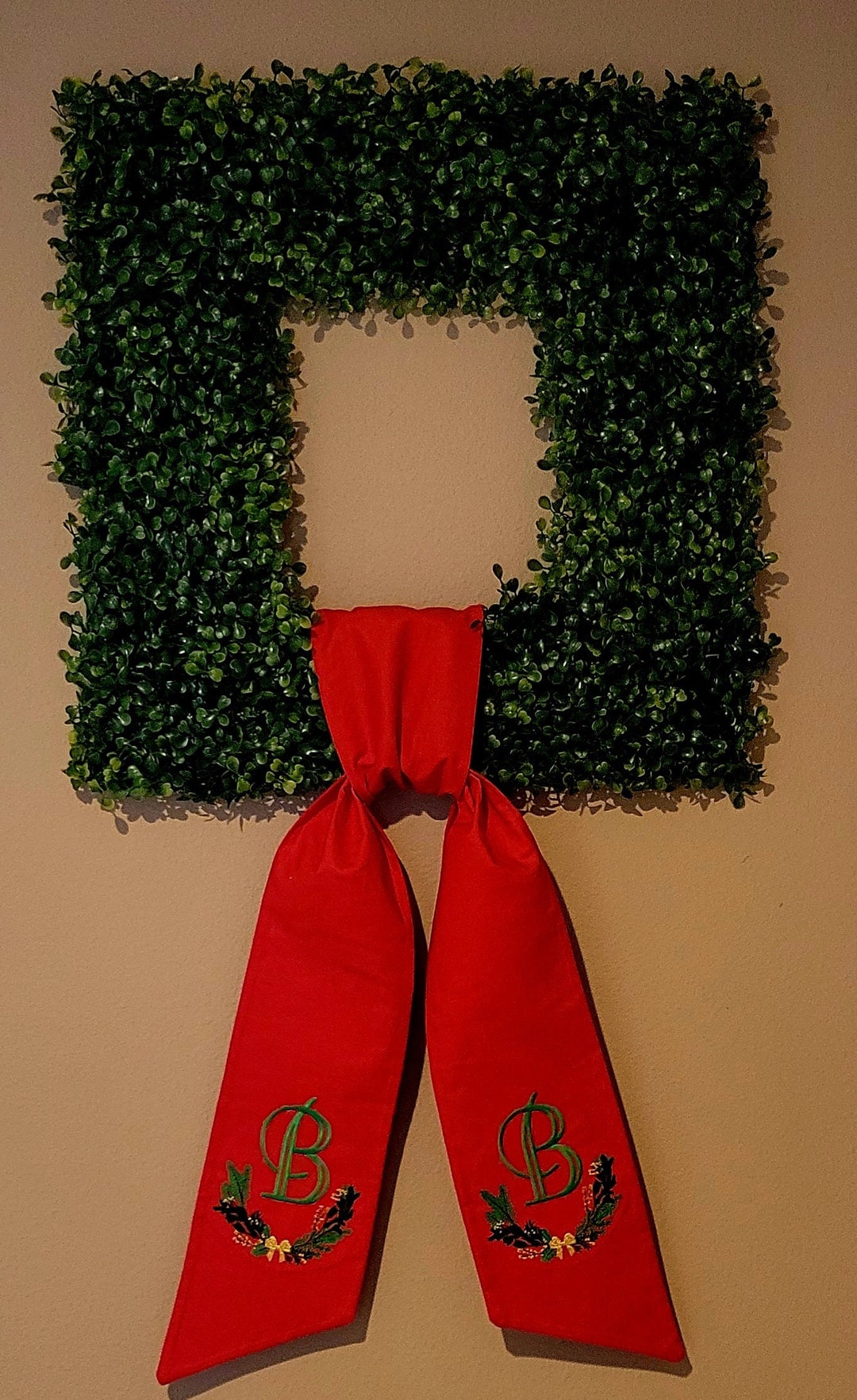 Boxwood Wreath Sash Christmas Theme Monogram - Etsy
