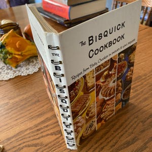 1964 Classic American Cookbook "the Bisquick Cookbook From Betty ...