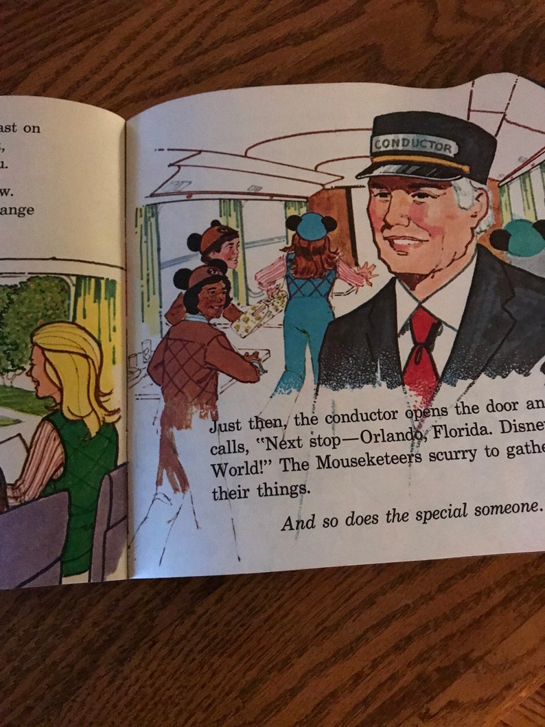 1977 Golden Shape Book walt Disney's the - Etsy