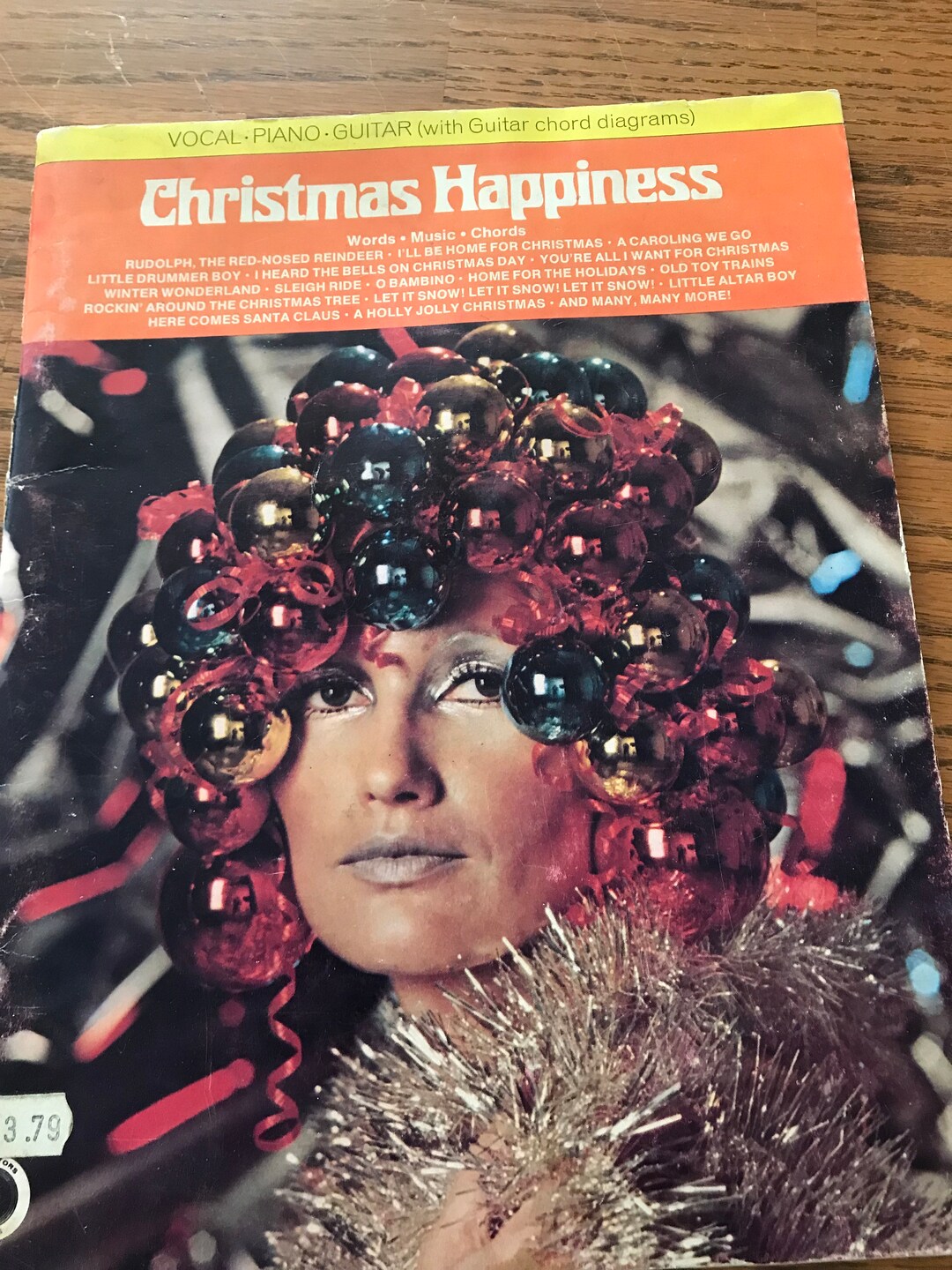Get Your 60's Christmas Look Ready With Ornaments Galore for Wig Hair ...