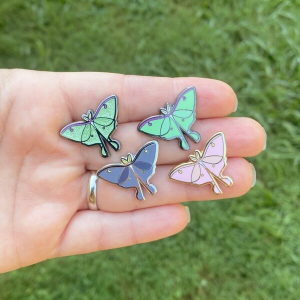Luna Moth Pin - Etsy