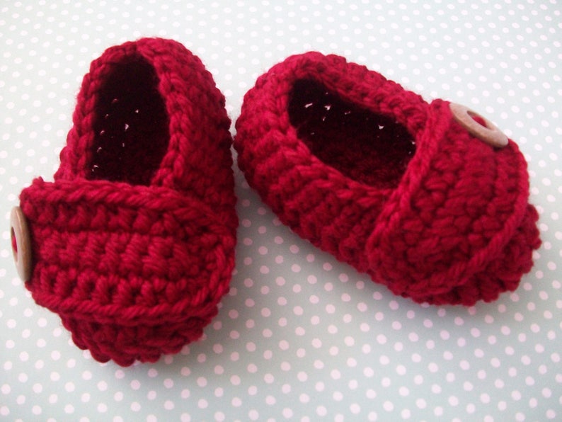 Red Crochet Baby Booties and Hat Set Red Baby Shoes and - Etsy
