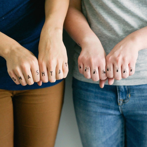 Alphabet Finger Ring - Etsy