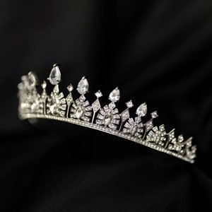 Padme's Tiara - Silver White Gold Color Metal, Faux Diamond Clear ...
