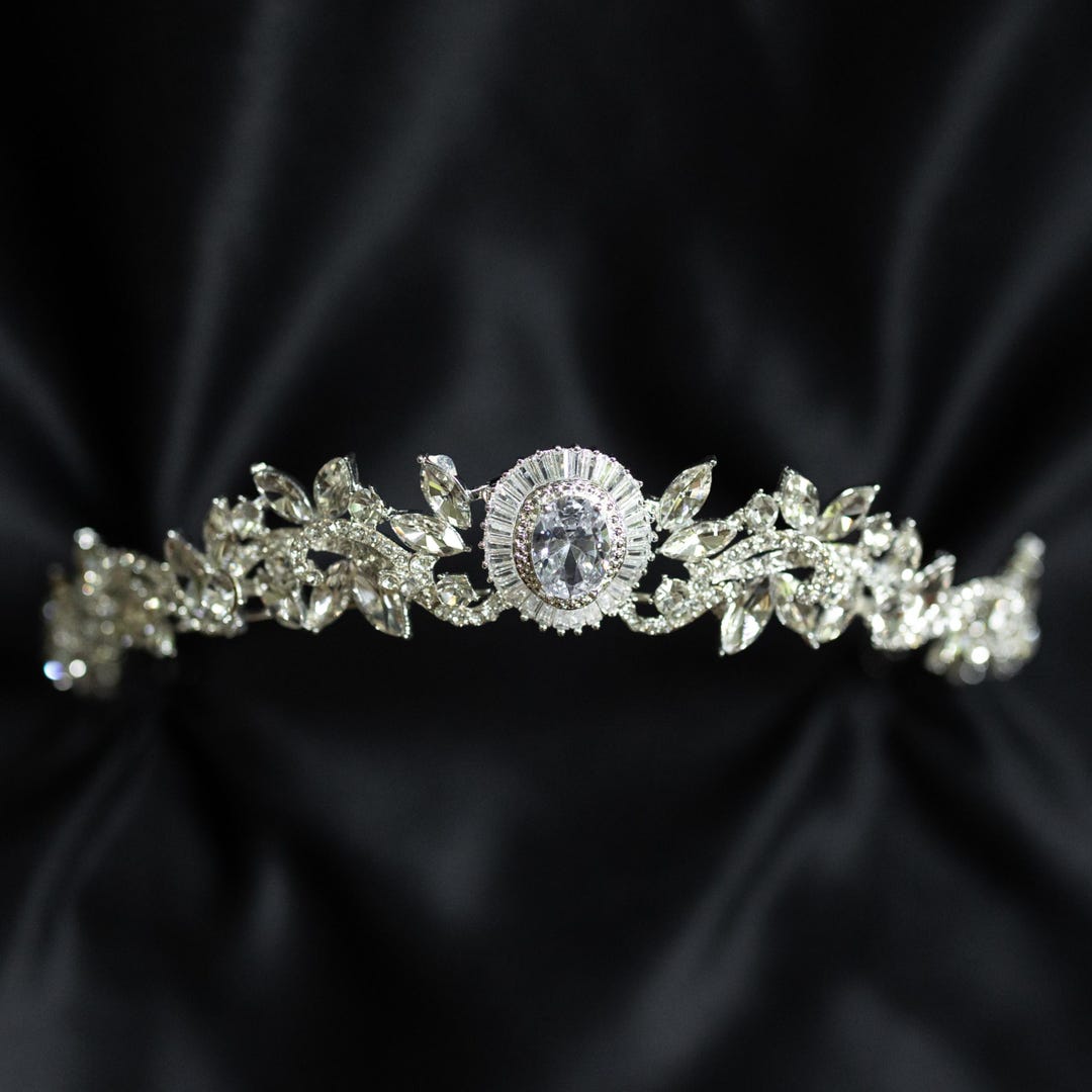 Daphne's Tiara in Silver White Gold Color Metal, 1920s Style, Art Deco ...