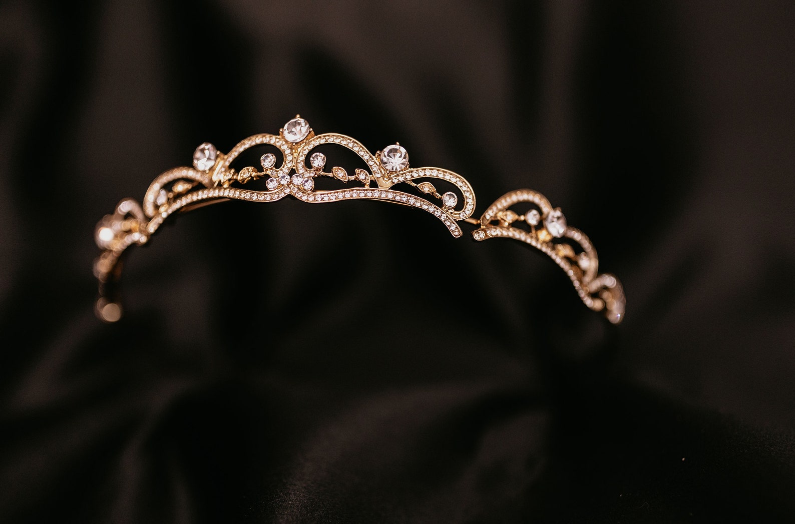 Elyse's Tiara in Gold - Etsy