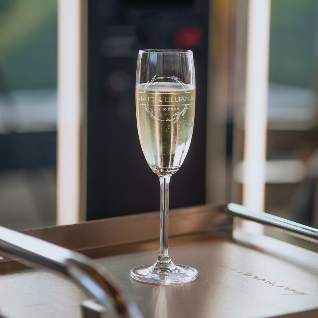 Personalized Champagne Flutes - Custom Etched Champagne Glasses ...