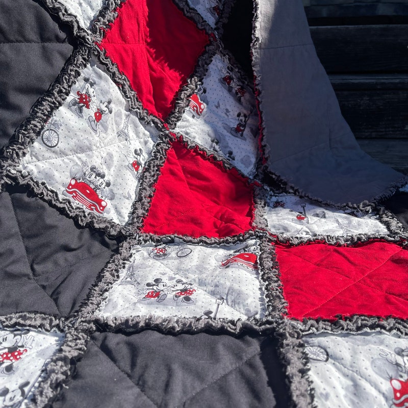 Mickey Mouse Quilt - Etsy