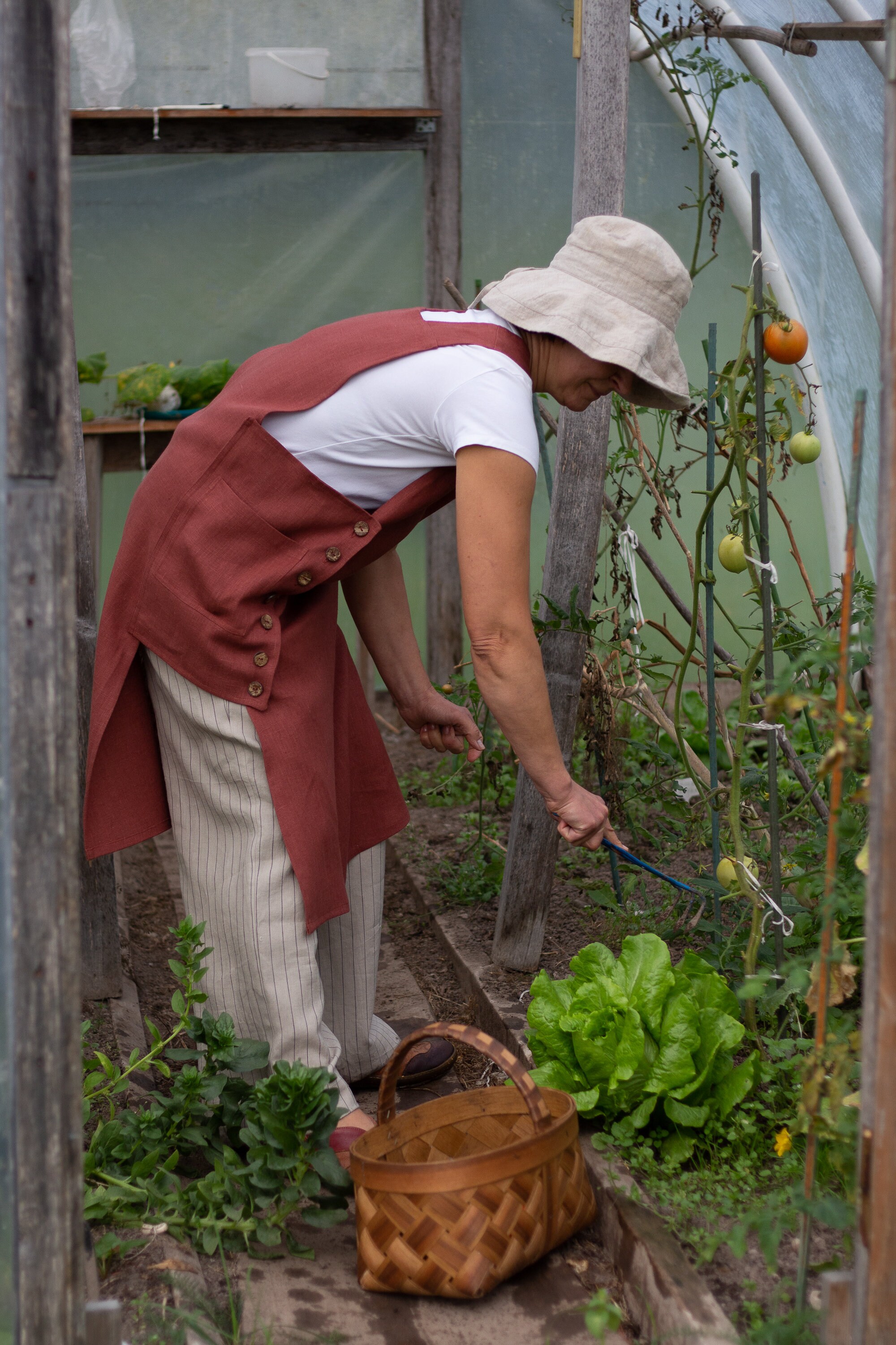Linen Cobbler Garden Apron. Full Apron. Linen Tabard. Garden - Etsy