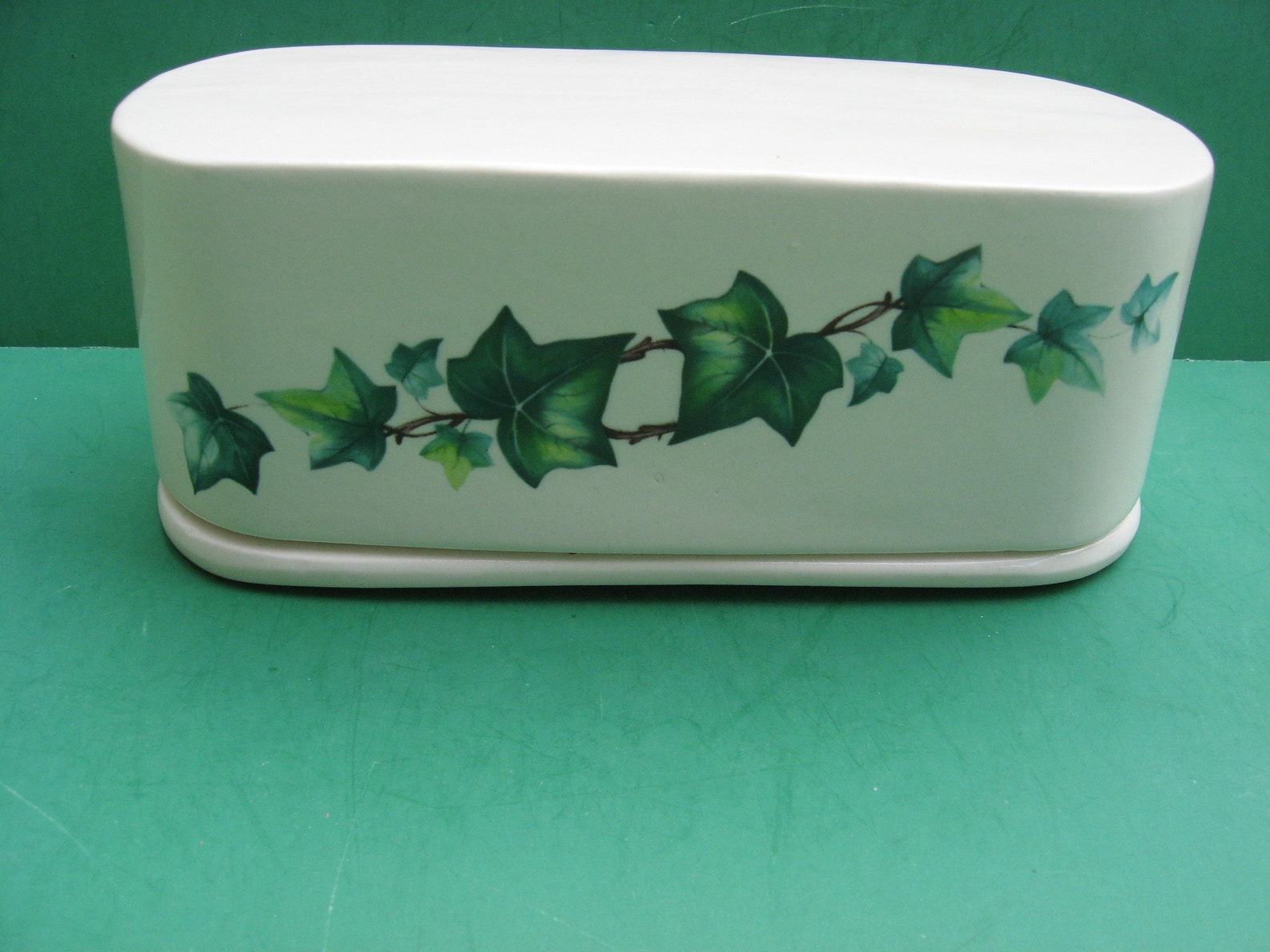 2 Piece Ceramic Butter Boat With Ivy Motif...awesome.. - Etsy