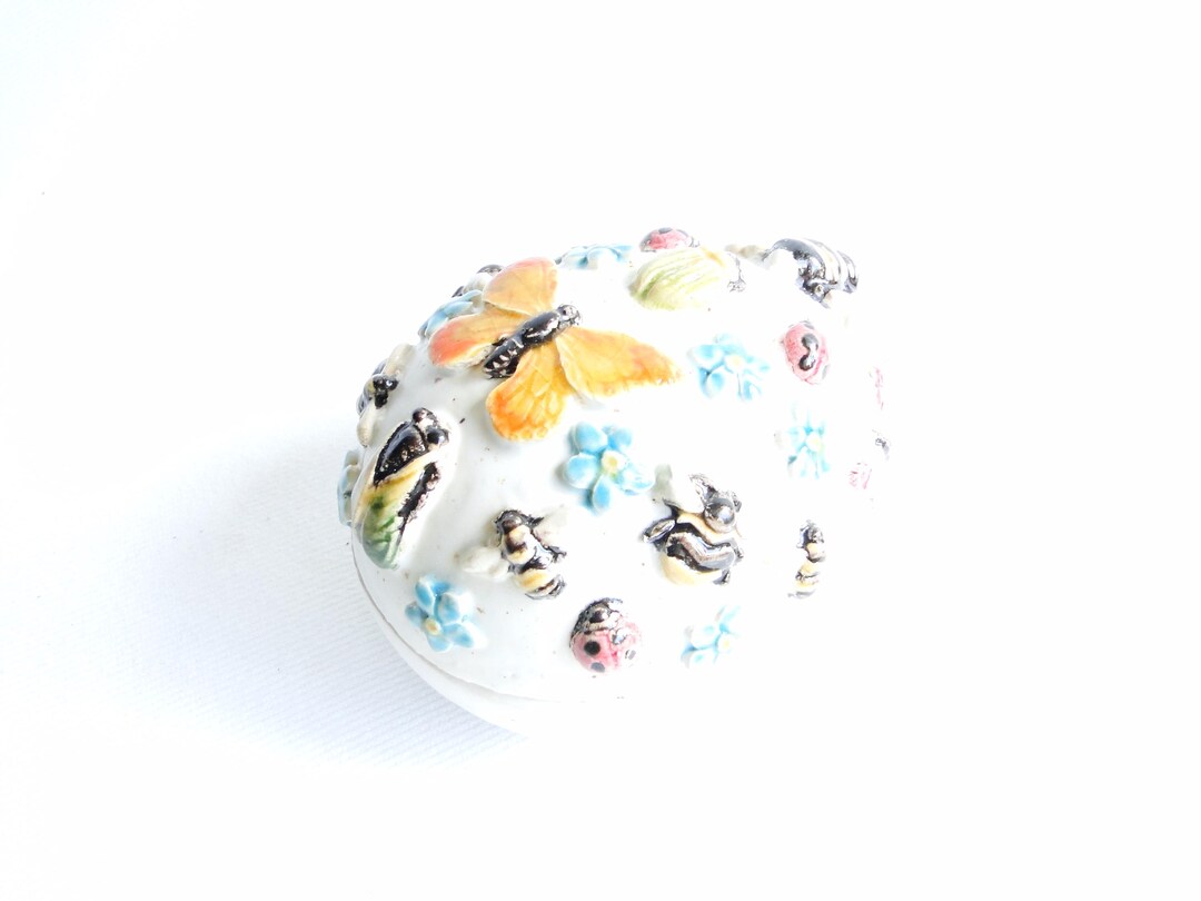Ceramic Box With Insect Decoration - Treasure Box - Small Trinket Box ...