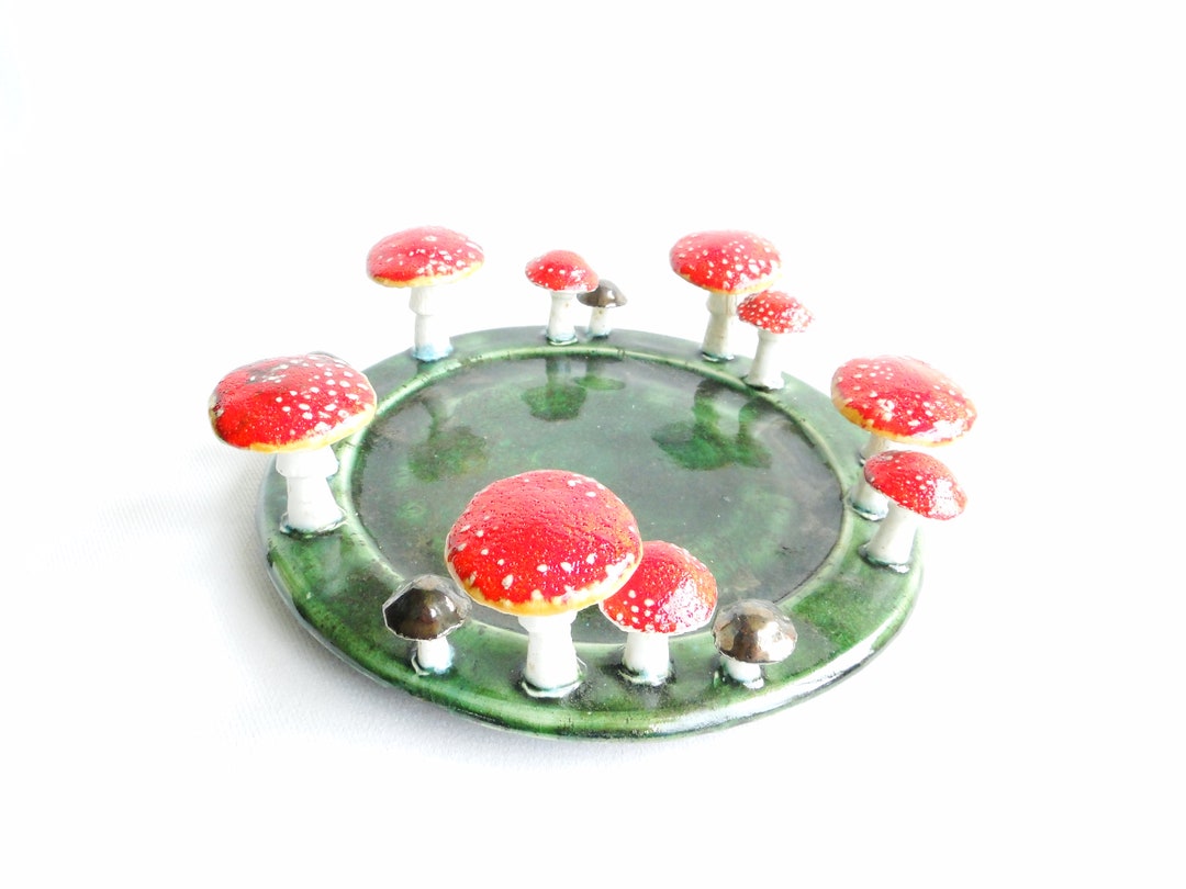 Ceramic Bowl With Toadstool Decoration - Studio Pottery - Toadstools - Etsy
