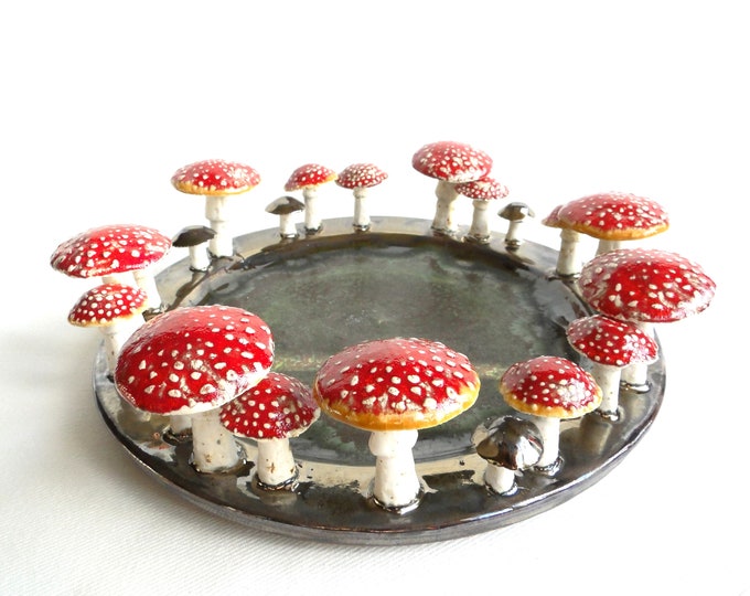 Ceramic Dish With Toadstool Decoration - Toadstools - Mushroom Pottery - Etsy