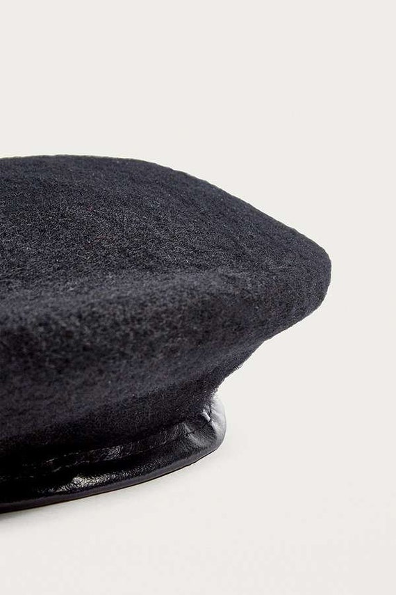Vintage Italian army black beret cap military hat woo… - Gem