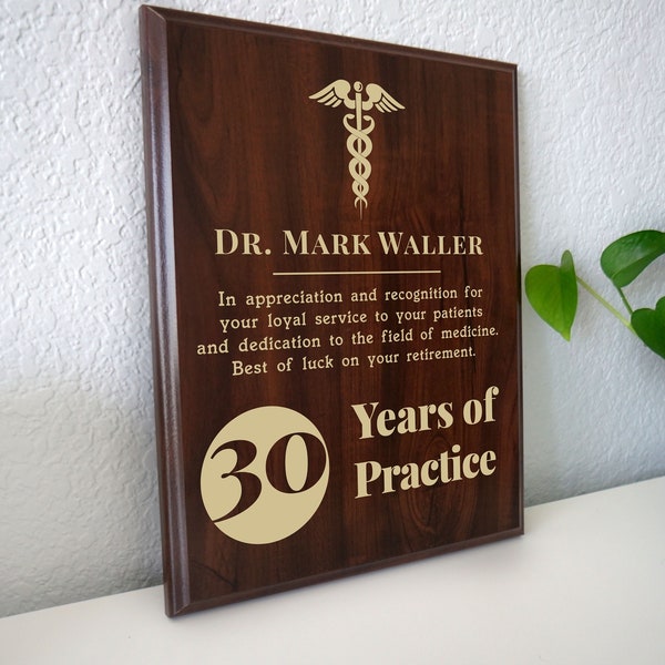 Personalized Retirement Gift Physician - 60+ Gift Ideas for 2024