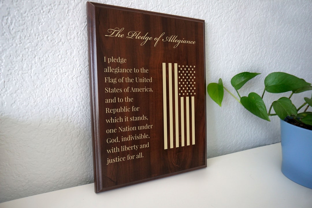 The Pledge of Allegiance American Flag Plaque | Patriotic Americana ...
