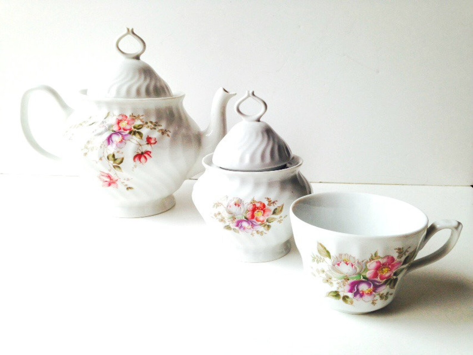 Tea Set 3 Pieces Teapot Sugar Bowl and Teacup Fine Porcelain Floral ...