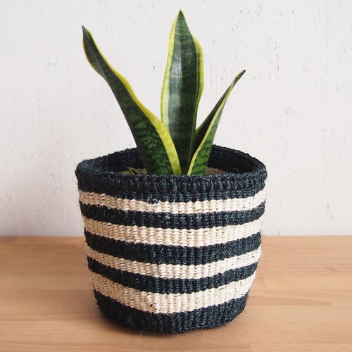 African Woven Trivet Tanga // Rwanda Basket // Sisal & | Etsy