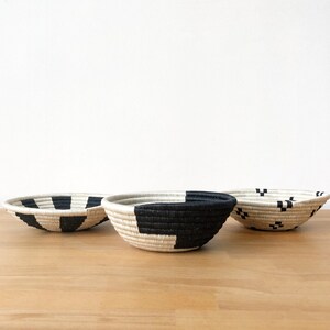 Film Noir Mini Set // Set of 3 Rwanda Baskets // Woven Basket // Sisal ...