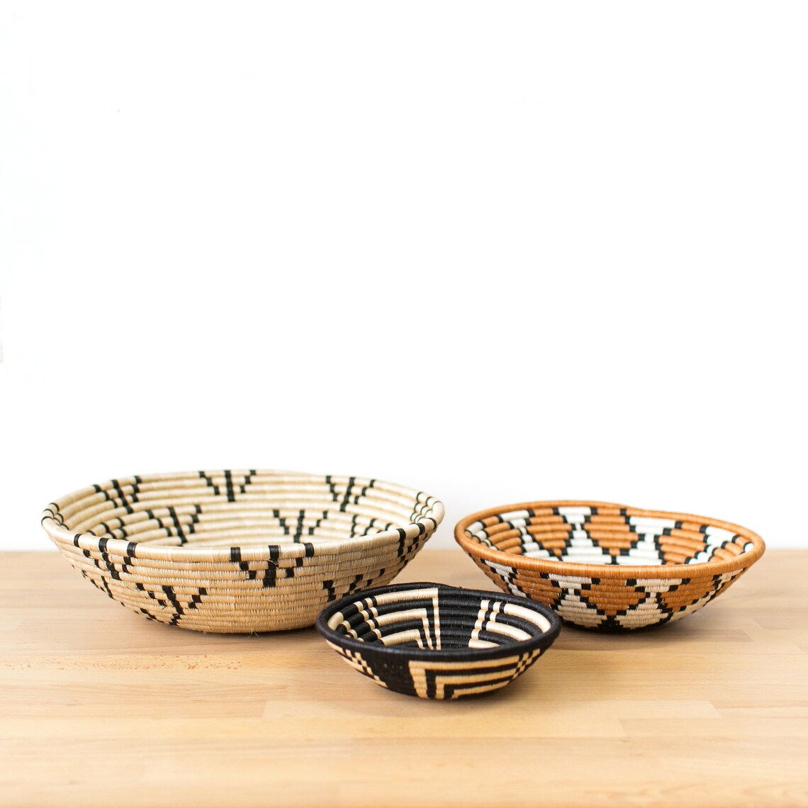 Urban Chic Set // Set of 3 Rwanda Baskets // Woven Basket // - Etsy