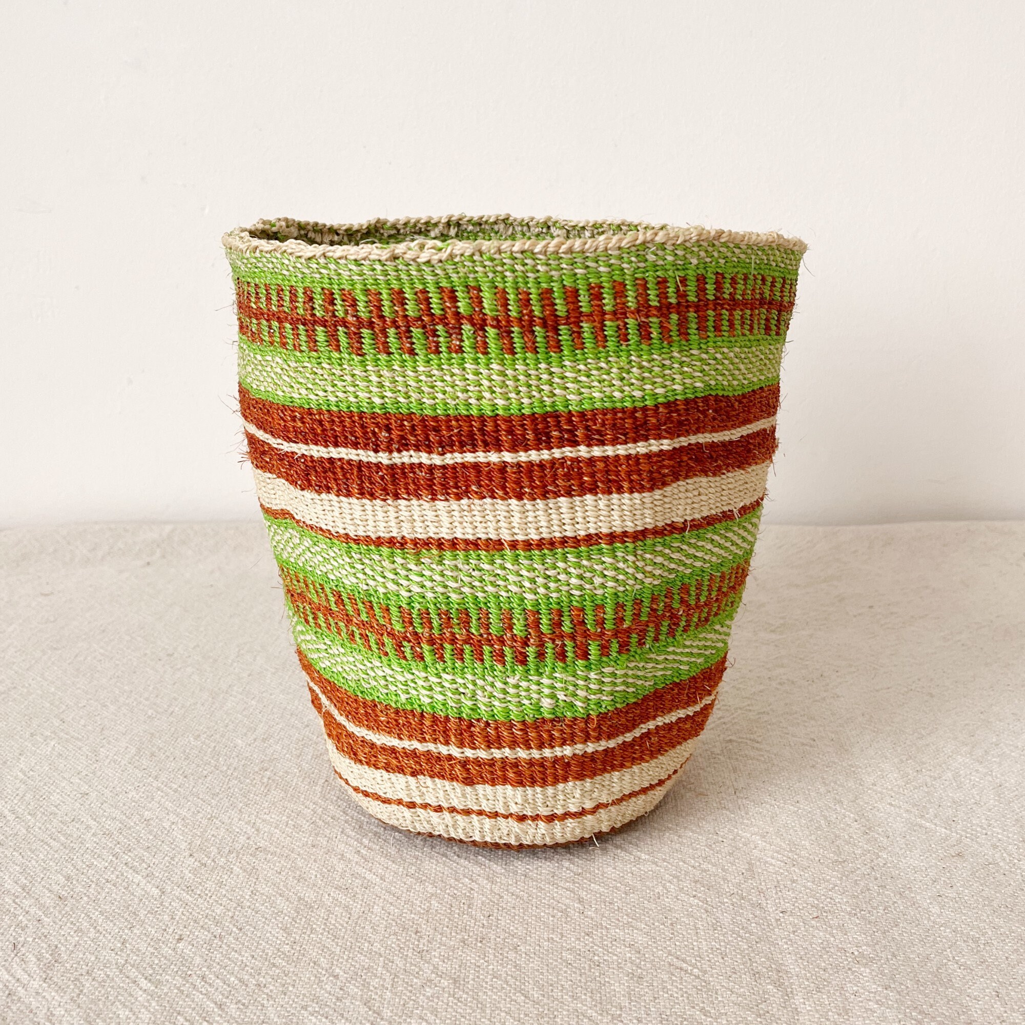 Fine Weave African Storage Basket // Kenya Kiondo Basket // Woven Sisal ...
