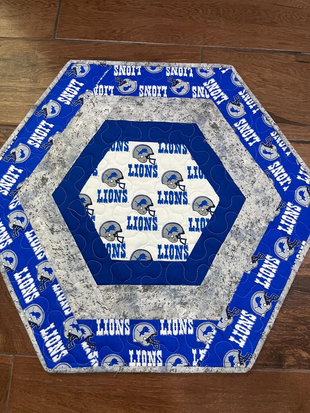 Detroit Lions Table Topper - Etsy