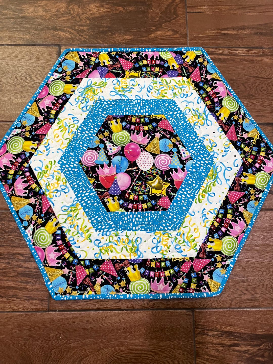 Reversible Birthday Table Topper/ Floral on the Back - Etsy