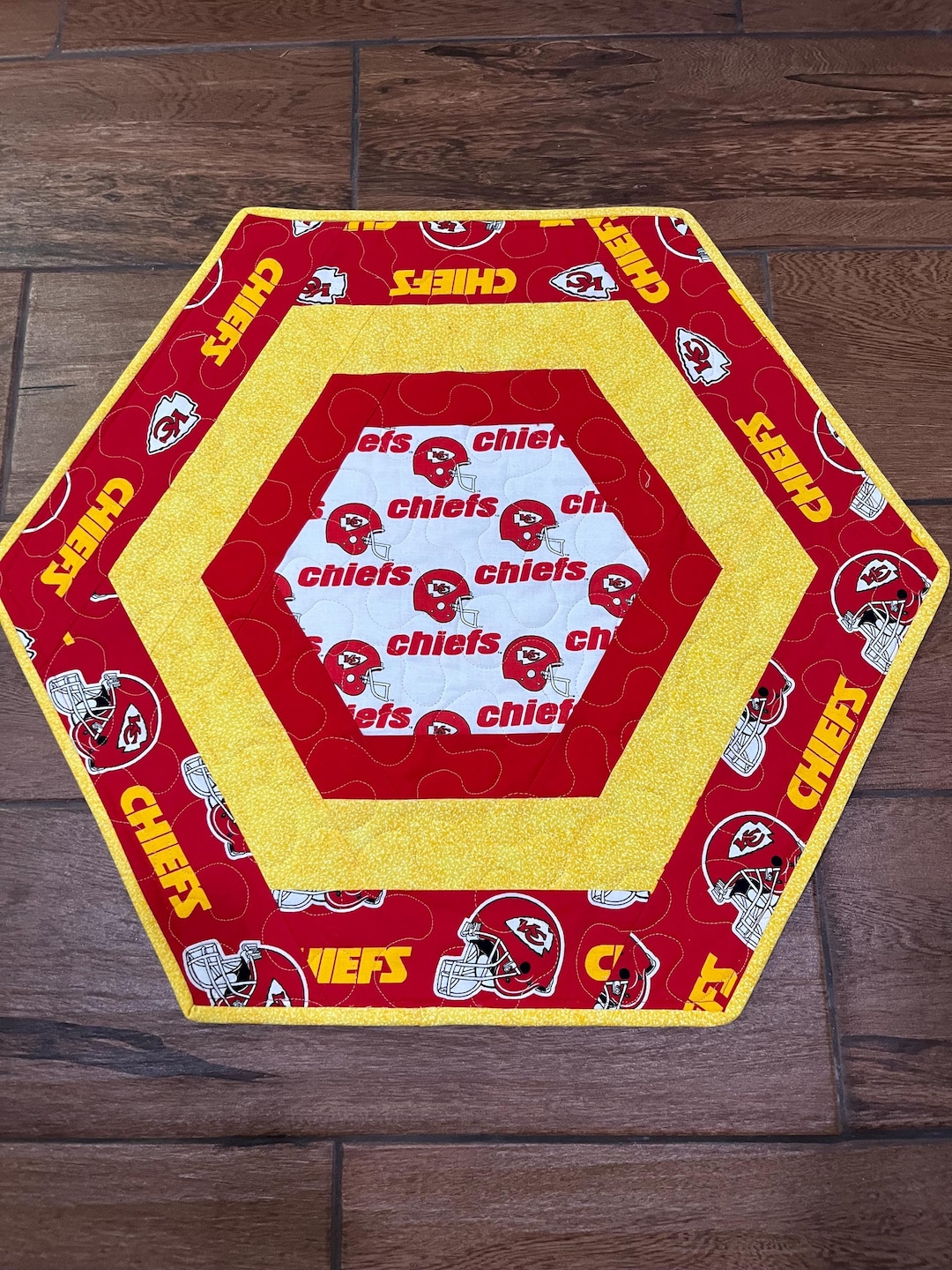 Kansas City Chiefs Table Topper - Etsy
