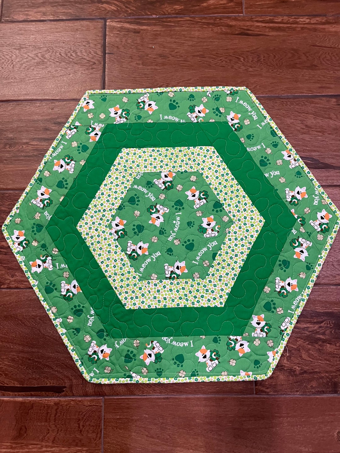 Quilted St. Patrick's Day Table Topper - Etsy