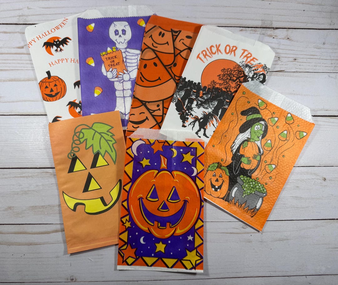 7 Halloween Treat Bags Paper Ephemera Set Vintage Halloween Junk ...