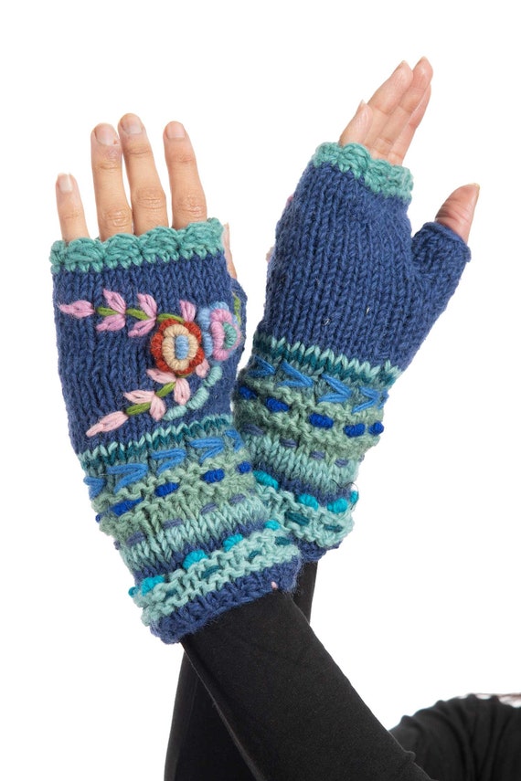 Real wool gloves store