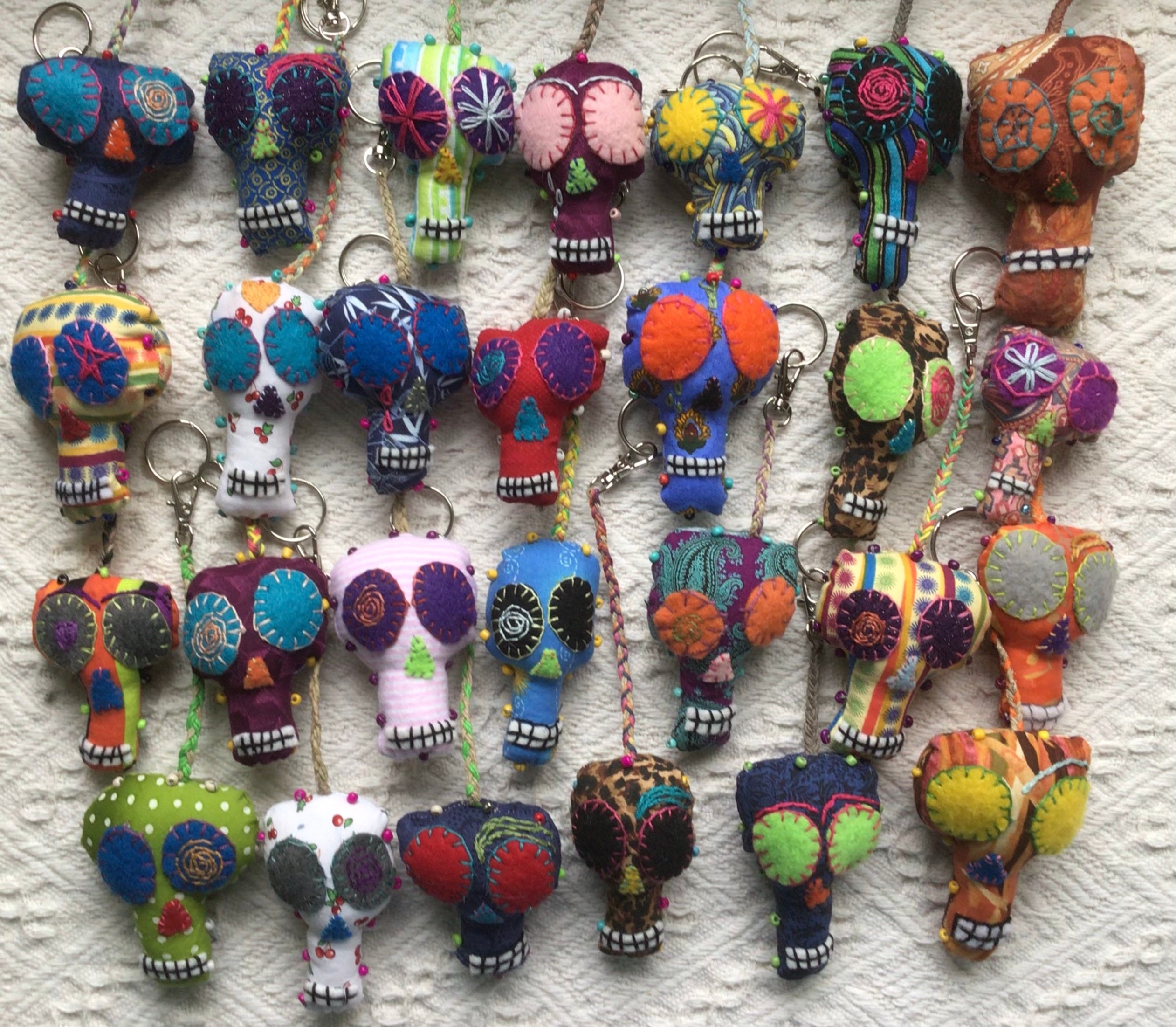 Dia De Los Muertos Day of the dead sugar skull key fob back | Etsy