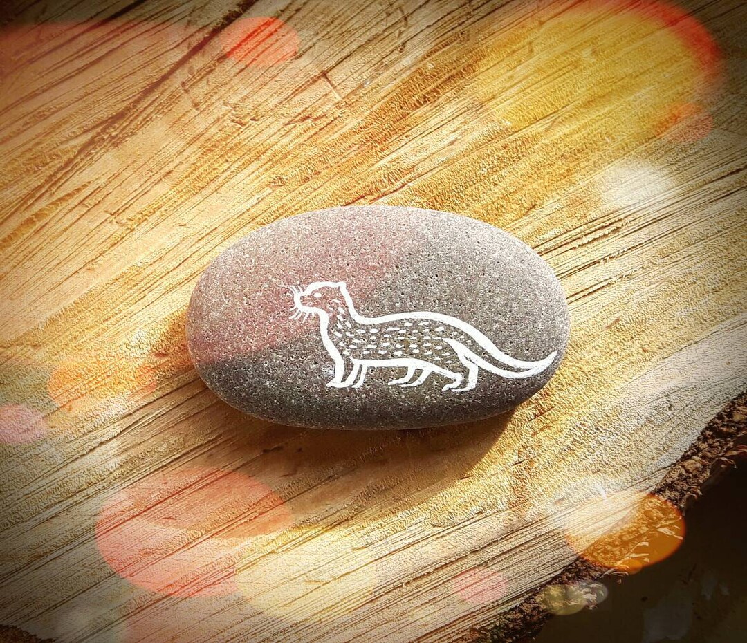 Otter Painted Pebble - MADE TO ORDER - Etsy