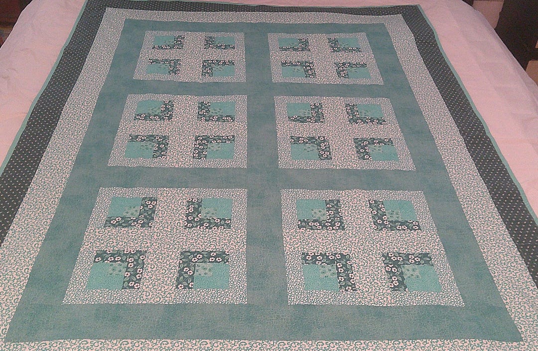 Teal Log Cabin Quilt - Etsy