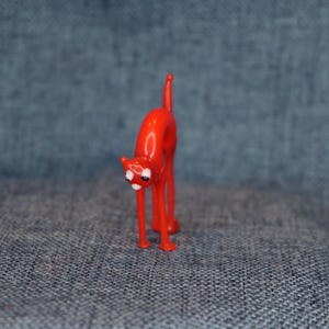Miniature Red Cat Figurine. Funky Vintage Lampwork Glass Scared Kitten ...