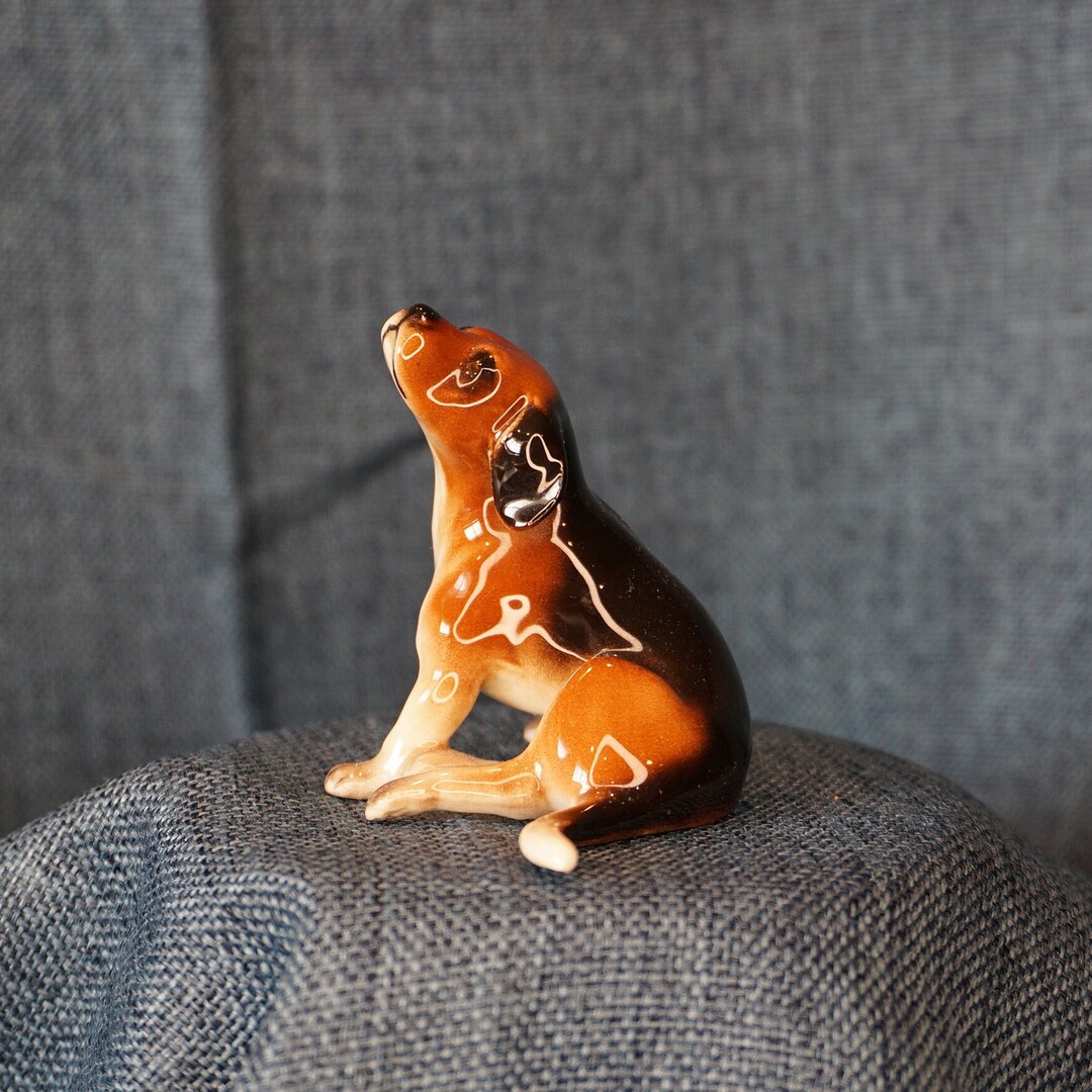 Ceramic Beagle Dog Figurine. Hagen Renaker Pedigree DW Beau Beagle ...